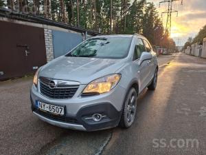 Pelēks Opel Mokka 2013 Rīga, ar dzinēja tilpumu 1.70 L un nobraukumu 207 tūkst. km par 5000 €, foto 3 vietnē AUTOMOTO.COM.LV
