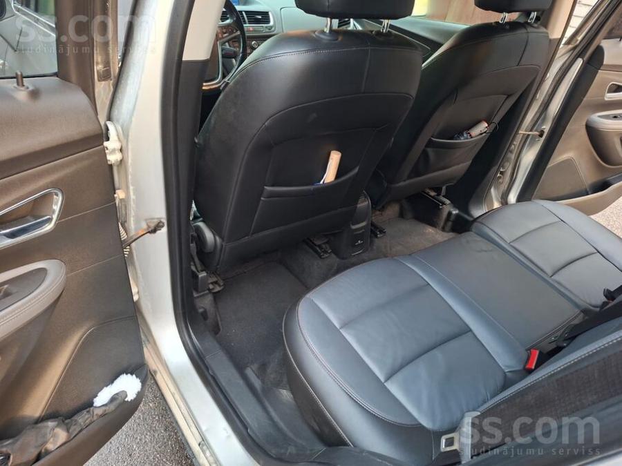 Pelēks Opel Mokka 2013 Rīga, ar dzinēja tilpumu 1.70 L un nobraukumu 207 tūkst. km par 5000 €, foto 18 vietnē AUTOMOTO.COM.LV