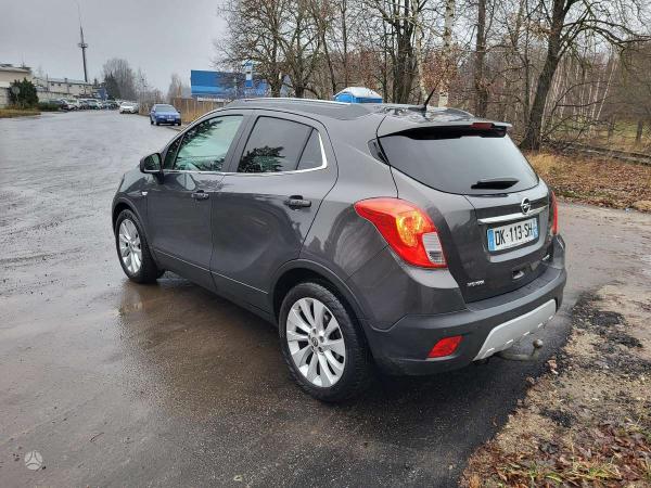 Pelēks Opel Mokka 2014 Kauņa, ar dzinēja tilpumu 1.40 L un nobraukumu 250 tūkst. km par 6200 €, foto 5 vietnē AUTOMOTO.COM.LV
