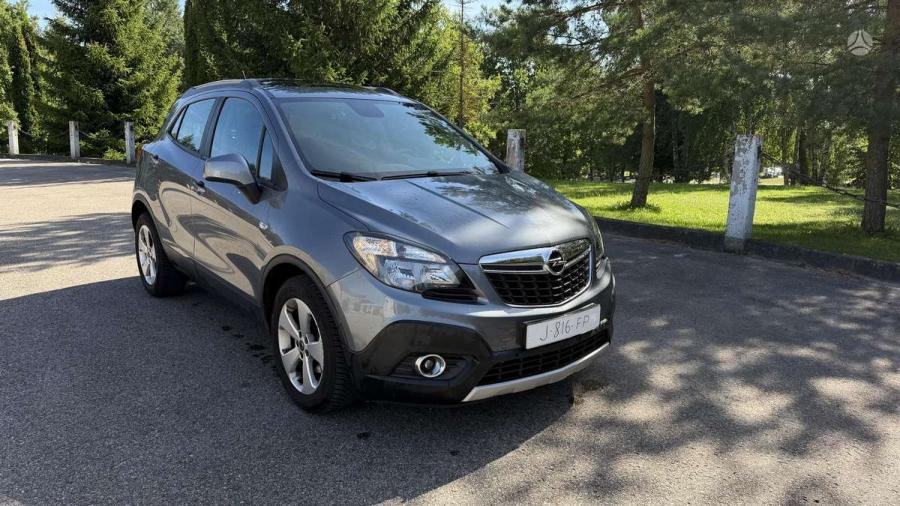 Pelēks Opel Mokka 2014 Alīta, ar dzinēja tilpumu 1.40 L un nobraukumu 162 tūkst. km par 8000 €, foto 1 vietnē AUTOMOTO.COM.LV