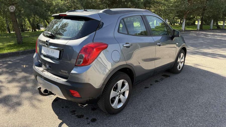 Pelēks Opel Mokka 2014 Alīta, ar dzinēja tilpumu 1.40 L un nobraukumu 162 tūkst. km par 8000 €, foto 3 vietnē AUTOMOTO.COM.LV