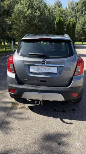 Pelēks Opel Mokka 2014 Alīta, ar dzinēja tilpumu 1.40 L un nobraukumu 162 tūkst. km par 8000 €, foto 5 vietnē AUTOMOTO.COM.LV