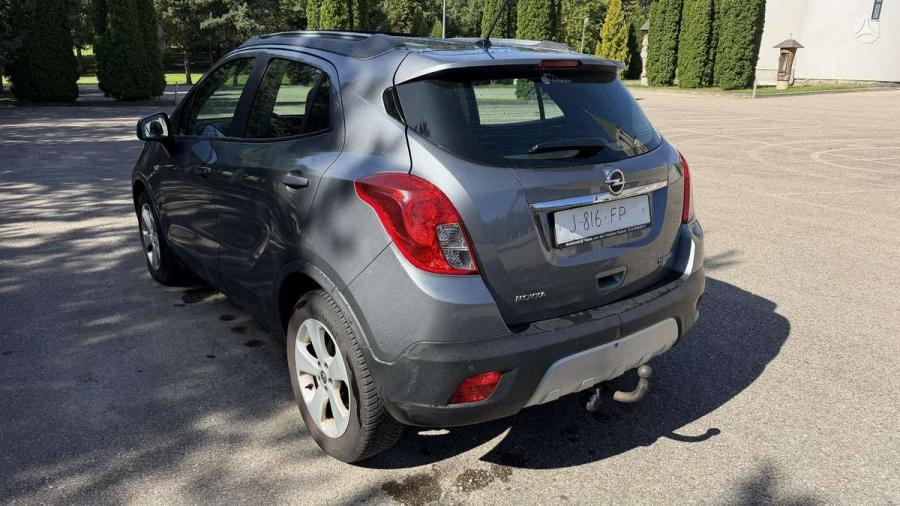 Pelēks Opel Mokka 2014 Alīta, ar dzinēja tilpumu 1.40 L un nobraukumu 162 tūkst. km par 8000 €, foto 6 vietnē AUTOMOTO.COM.LV