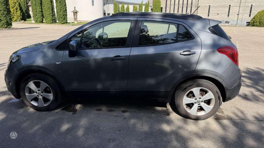 Pelēks Opel Mokka 2014 Alīta, ar dzinēja tilpumu 1.40 L un nobraukumu 162 tūkst. km par 8000 €, foto 7 vietnē AUTOMOTO.COM.LV