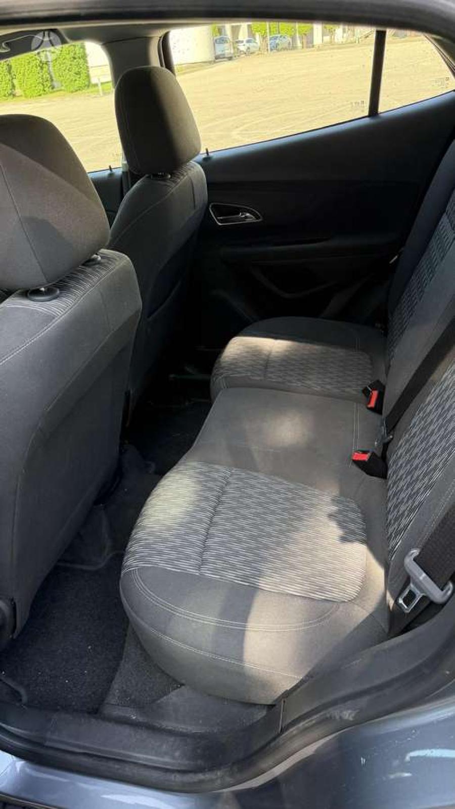 Pelēks Opel Mokka 2014 Alīta, ar dzinēja tilpumu 1.40 L un nobraukumu 162 tūkst. km par 8000 €, foto 10 vietnē AUTOMOTO.COM.LV