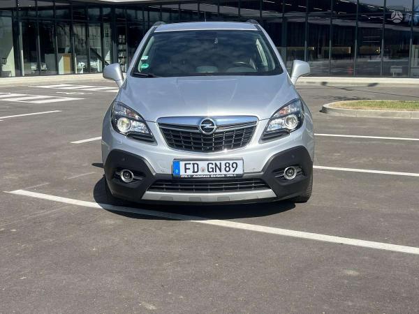 Pelēks Opel Mokka 2015 Kauņa, ar dzinēja tilpumu 1.60 L un nobraukumu 199 tūkst. km par 7150 €, foto 2 vietnē AUTOMOTO.COM.LV
