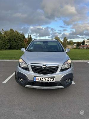 Grey Opel Mokka 2015 in Vilnius, with an engine capacity of 1.60 L and mileage of 183 thousand km for 6850 €, photo 3 on AUTOMOTO.COM.LV