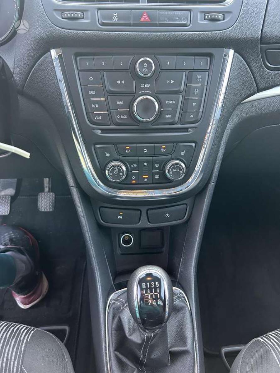Grey Opel Mokka 2015 in Vilnius, with an engine capacity of 1.60 L and mileage of 183 thousand km for 6850 €, photo 13 on AUTOMOTO.COM.LV