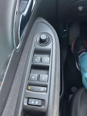 Grey Opel Mokka 2015 in Vilnius, with an engine capacity of 1.60 L and mileage of 183 thousand km for 6850 €, photo 14 on AUTOMOTO.COM.LV