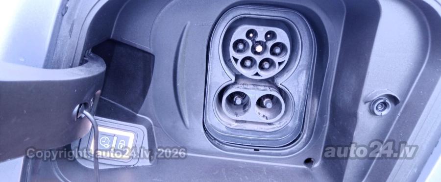Grey Opel Mokka 2022 in Tartu, with an engine capacity of 0.00 L and mileage of 39 thousand km for 18790 €, photo 13 on AUTOMOTO.COM.LV