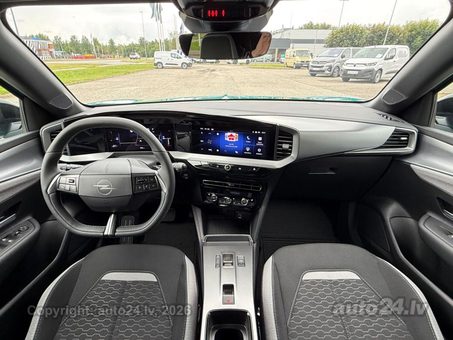 Opel Mokka 2025 in Johvi, with an engine capacity of 1.20 L and mileage of 8 thousand km for 23490 €, photo 12 on AUTOMOTO.COM.LV