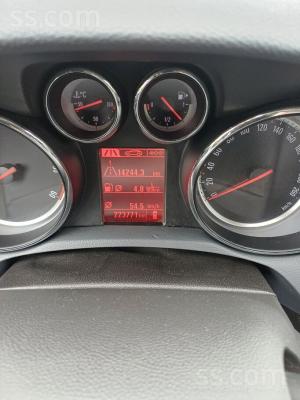 Oranžs Opel Mokka 2014 Bauska, ar dzinēja tilpumu 1.70 L un nobraukumu 225 tūkst. km par 6100 €, foto 12 vietnē AUTOMOTO.COM.LV