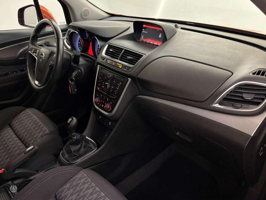 Oranžs Opel Mokka 2016 Marijampole, ar dzinēja tilpumu 1.60 L un nobraukumu 158 tūkst. km par 6750 €, foto 21 vietnē AUTOMOTO.COM.LV