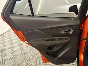 Oranžs Opel Mokka 2016 Marijampole, ar dzinēja tilpumu 1.60 L un nobraukumu 158 tūkst. km par 6750 €, foto 30 vietnē AUTOMOTO.COM.LV