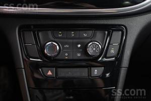 Oranžs Opel Mokka 2017 Rīga, ar dzinēja tilpumu 1.60 L un nobraukumu 131 tūkst. km par 7990 €, foto 18 vietnē AUTOMOTO.COM.LV