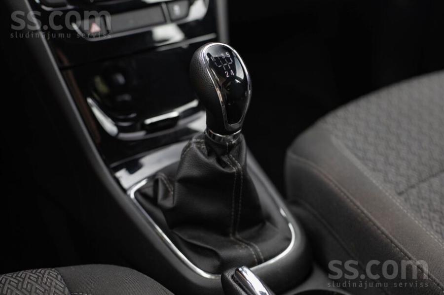 Oranžs Opel Mokka 2017 Rīga, ar dzinēja tilpumu 1.60 L un nobraukumu 131 tūkst. km par 7990 €, foto 19 vietnē AUTOMOTO.COM.LV