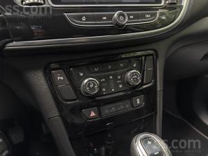 Oranžs Opel Mokka 2017 Jelgava, ar dzinēja tilpumu 1.60 L un nobraukumu 237 tūkst. km par 8995 €, foto 16 vietnē AUTOMOTO.COM.LV