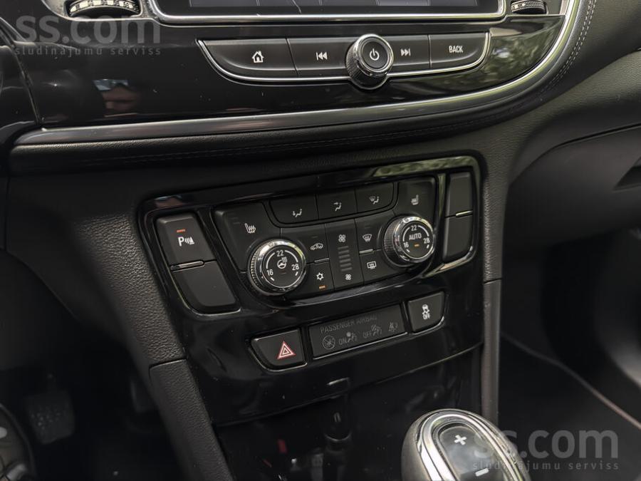 Oranžs Opel Mokka 2017 Jelgava, ar dzinēja tilpumu 1.60 L un nobraukumu 237 tūkst. km par 8995 €, foto 16 vietnē AUTOMOTO.COM.LV