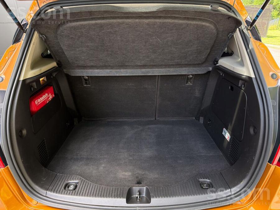 Oranžs Opel Mokka 2017 Jelgava, ar dzinēja tilpumu 1.60 L un nobraukumu 237 tūkst. km par 8995 €, foto 21 vietnē AUTOMOTO.COM.LV