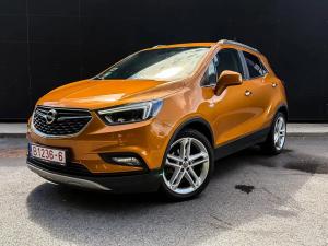 Orange Opel Mokka 2017 in Jelgava, with an engine capacity of 1.60 L and mileage of 237 thousand km for 8995 €, photo 5 on AUTOMOTO.COM.LV
