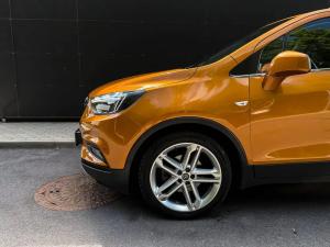 Orange Opel Mokka 2017 in Jelgava, with an engine capacity of 1.60 L and mileage of 237 thousand km for 8995 €, photo 11 on AUTOMOTO.COM.LV