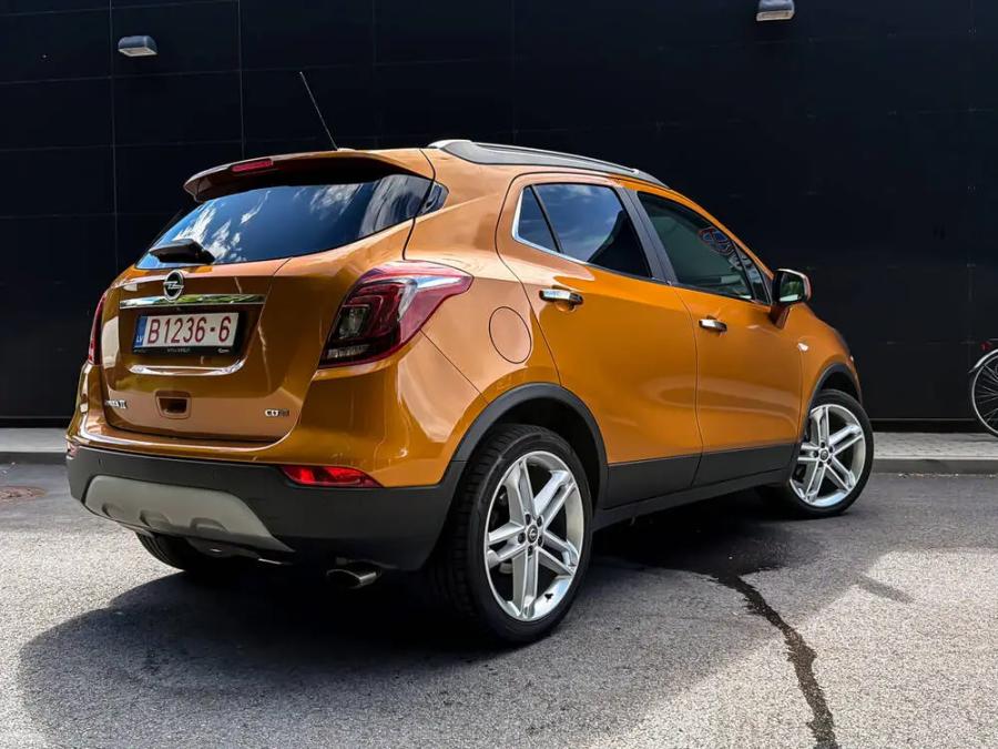 Orange Opel Mokka 2017 in Jelgava, with an engine capacity of 1.60 L and mileage of 237 thousand km for 8995 €, photo 12 on AUTOMOTO.COM.LV