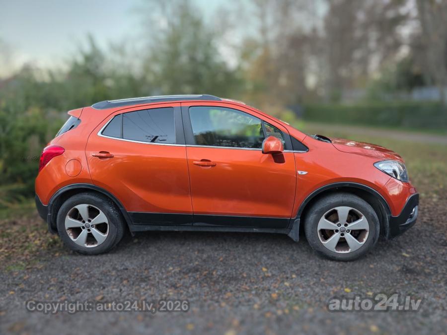 Orange Opel Mokka 2016 in Tallinn, with an engine capacity of 1.60 L and mileage of 225 thousand km for 3500 €, photo 1 on AUTOMOTO.COM.LV