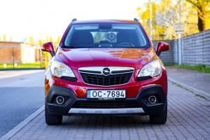 Red Opel Mokka 2013 in Riga, with an engine capacity of 1.70 L and mileage of 118 thousand km for 8450 €, photo 3 on AUTOMOTO.COM.LV