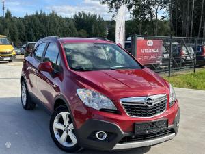 Red Opel Mokka 2013 in Alytus, with an engine capacity of 1.69 L and mileage of 249 thousand km for 6880 €, photo 1 on AUTOMOTO.COM.LV