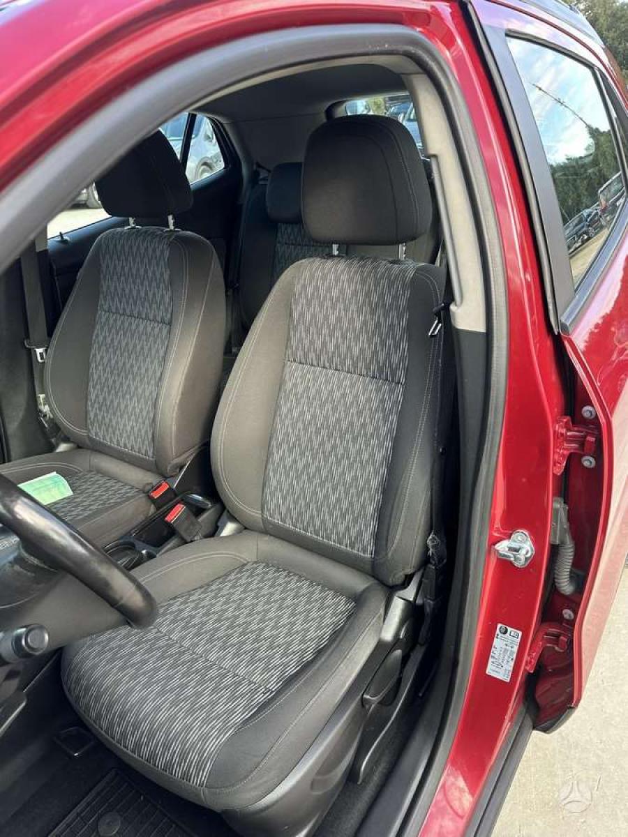Red Opel Mokka 2013 in Alytus, with an engine capacity of 1.69 L and mileage of 249 thousand km for 6880 €, photo 8 on AUTOMOTO.COM.LV