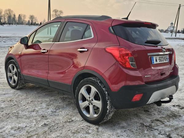 Red Opel Mokka 2014 in Taurage, with an engine capacity of 1.36 L and mileage of 130 thousand km for 6500 €, photo 6 on AUTOMOTO.COM.LV
