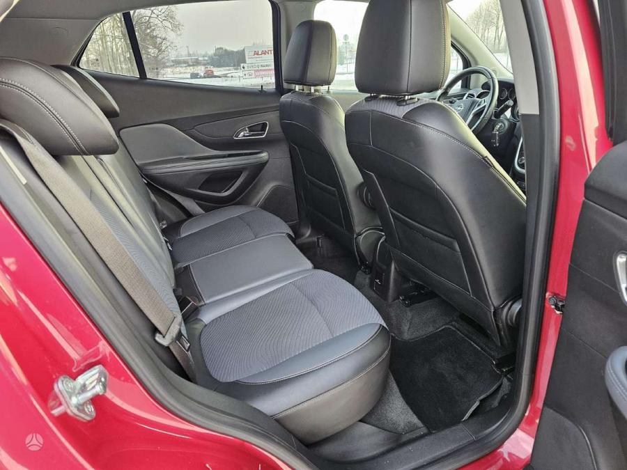 Red Opel Mokka 2014 in Taurage, with an engine capacity of 1.36 L and mileage of 130 thousand km for 6500 €, photo 16 on AUTOMOTO.COM.LV