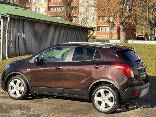 Red Opel Mokka 2014 in Valmiera, with an engine capacity of 1.40 L and mileage of 0 thousand km for 8700 €, photo 5 on AUTOMOTO.COM.LV