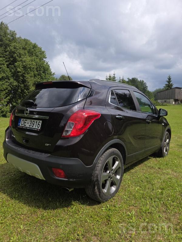 Sarkans Opel Mokka 2014 Rēzekne, ar dzinēja tilpumu 1.70 L un nobraukumu 195 tūkst. km par 7200 €, foto 4 vietnē AUTOMOTO.COM.LV