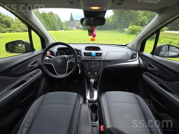 Sarkans Opel Mokka 2014 Rēzekne, ar dzinēja tilpumu 1.70 L un nobraukumu 195 tūkst. km par 7200 €, foto 5 vietnē AUTOMOTO.COM.LV