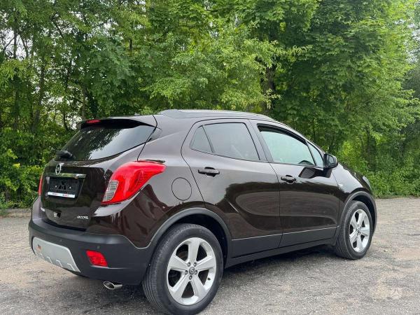 Red Opel Mokka 2014 in Utena, with an engine capacity of 1.69 L and mileage of 247 thousand km for 5800 €, photo 10 on AUTOMOTO.COM.LV