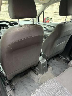 Sarkans Opel Mokka 2014 Viļņa, ar dzinēja tilpumu 1.60 L un nobraukumu 179 tūkst. km par 6500 €, foto 8 vietnē AUTOMOTO.COM.LV
