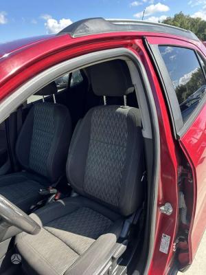 Red Opel Mokka 2014 in Alytus, with an engine capacity of 1.69 L and mileage of 134 thousand km for 8350 €, photo 8 on AUTOMOTO.COM.LV