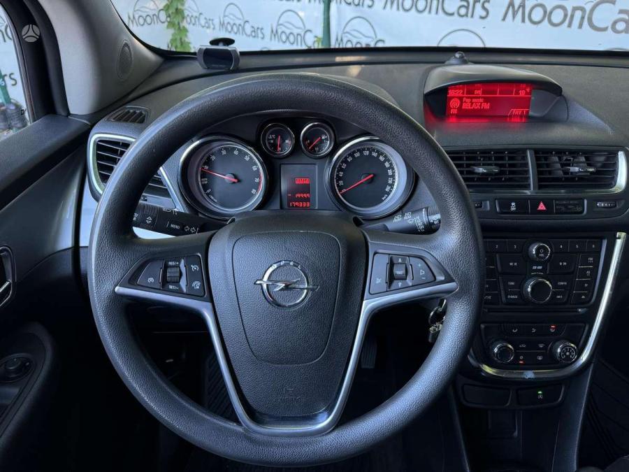 Sarkans Opel Mokka 2014 Viļņa, ar dzinēja tilpumu 1.60 L un nobraukumu 179 tūkst. km par 6200 €, foto 11 vietnē AUTOMOTO.COM.LV