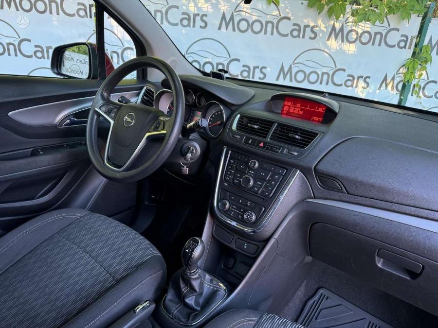 Sarkans Opel Mokka 2014 Viļņa, ar dzinēja tilpumu 1.60 L un nobraukumu 179 tūkst. km par 6200 €, foto 13 vietnē AUTOMOTO.COM.LV