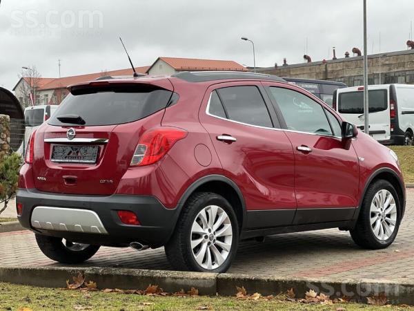 Sarkans Opel Mokka 2015 Cēsis, ar dzinēja tilpumu 1.70 L un nobraukumu 202 tūkst. km par 8150 €, foto 3 vietnē AUTOMOTO.COM.LV