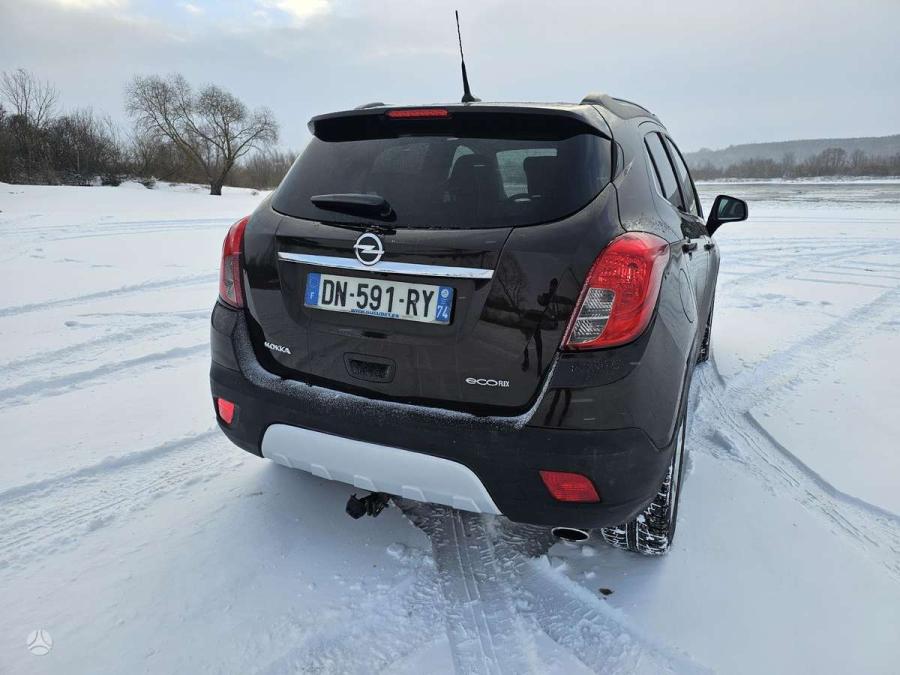 Sarkans Opel Mokka 2015 Tauragė, ar dzinēja tilpumu 1.70 L un nobraukumu 246 tūkst. km par 5700 €, foto 8 vietnē AUTOMOTO.COM.LV