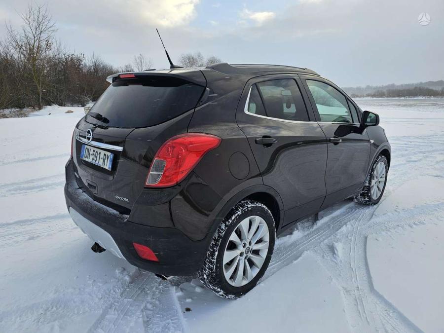 Sarkans Opel Mokka 2015 Tauragė, ar dzinēja tilpumu 1.70 L un nobraukumu 246 tūkst. km par 5700 €, foto 9 vietnē AUTOMOTO.COM.LV