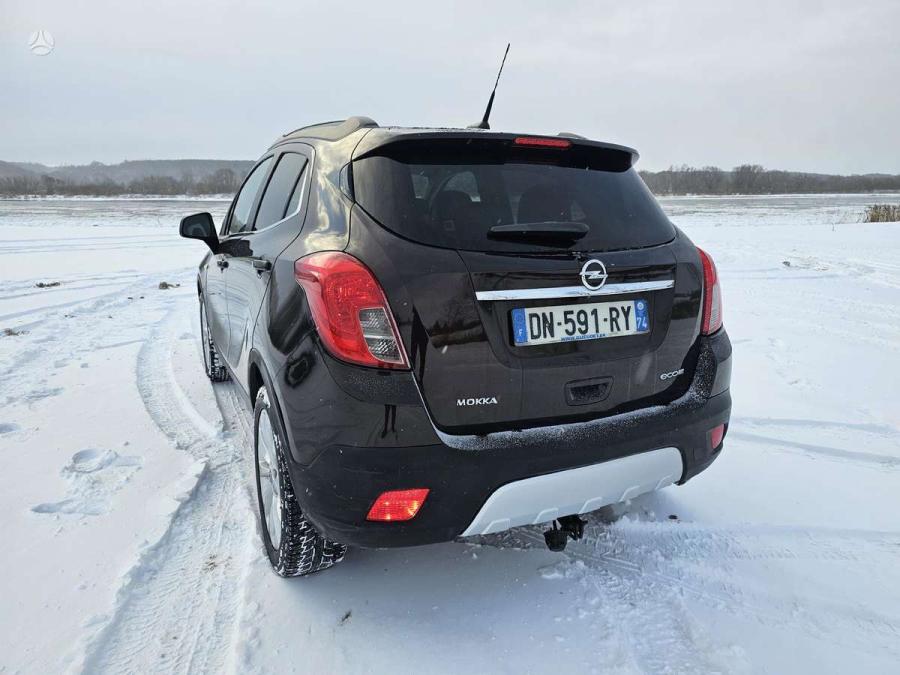 Sarkans Opel Mokka 2015 Tauragė, ar dzinēja tilpumu 1.70 L un nobraukumu 246 tūkst. km par 5700 €, foto 10 vietnē AUTOMOTO.COM.LV