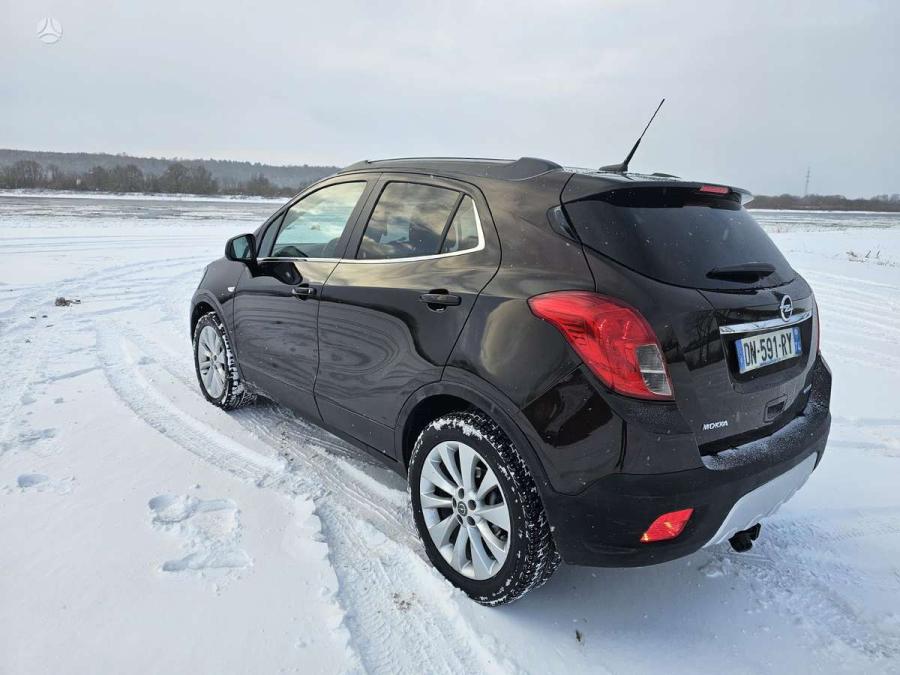 Sarkans Opel Mokka 2015 Tauragė, ar dzinēja tilpumu 1.70 L un nobraukumu 246 tūkst. km par 5700 €, foto 11 vietnē AUTOMOTO.COM.LV