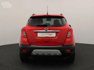 Red Opel Mokka 2015 in Vilnius, with an engine capacity of 1.60 L and mileage of 147 thousand km for 9499 €, photo 5 on AUTOMOTO.COM.LV