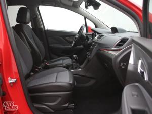 Red Opel Mokka 2015 in Vilnius, with an engine capacity of 1.60 L and mileage of 147 thousand km for 9499 €, photo 14 on AUTOMOTO.COM.LV