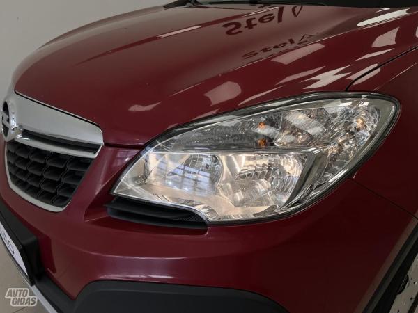 Red Opel Mokka 2015 in Vilnius, with an engine capacity of 1.60 L and mileage of 158 thousand km for 6500 €, photo 4 on AUTOMOTO.COM.LV