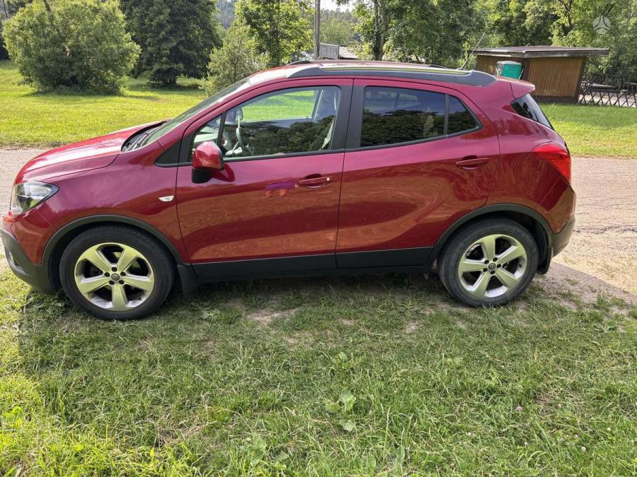 Sarkans Opel Mokka 2015 Šauļi, ar dzinēja tilpumu 1.36 L un nobraukumu 66 tūkst. km par 8500 €, foto 4 vietnē AUTOMOTO.COM.LV