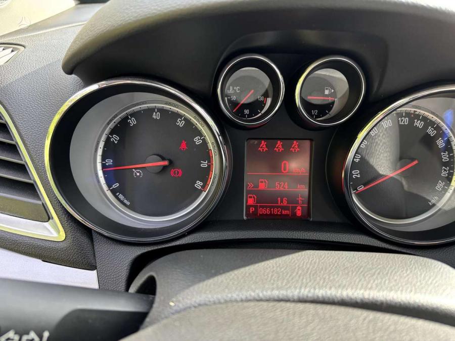 Sarkans Opel Mokka 2015 Šauļi, ar dzinēja tilpumu 1.36 L un nobraukumu 66 tūkst. km par 8500 €, foto 9 vietnē AUTOMOTO.COM.LV